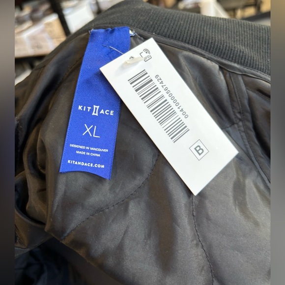 Kit and Ace | Jackets & Coats | Kit And Ace Insulated Jacket Puffer ...